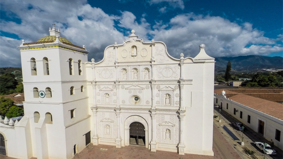 COLONIAL COMAYAGUA | Honduras Traveling